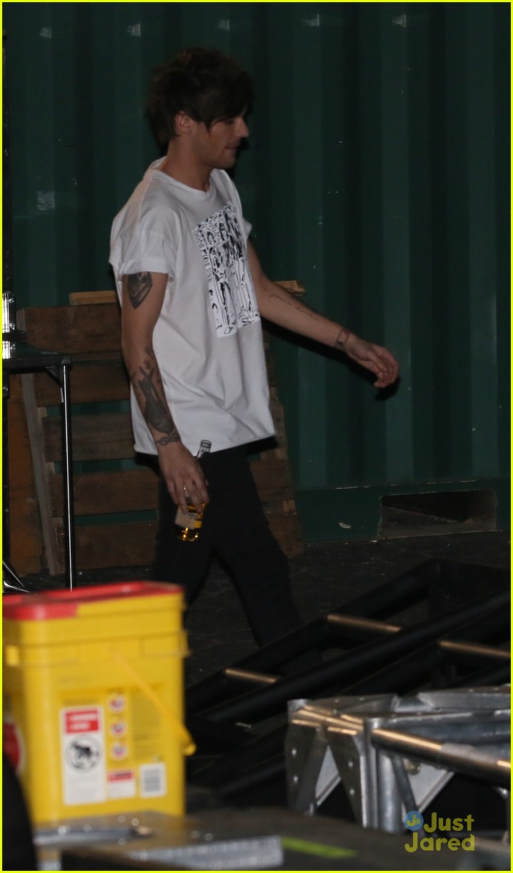 Niall Horan & Liam Payne Prank Call Amoeba Music - Listen Here! | Photo ...