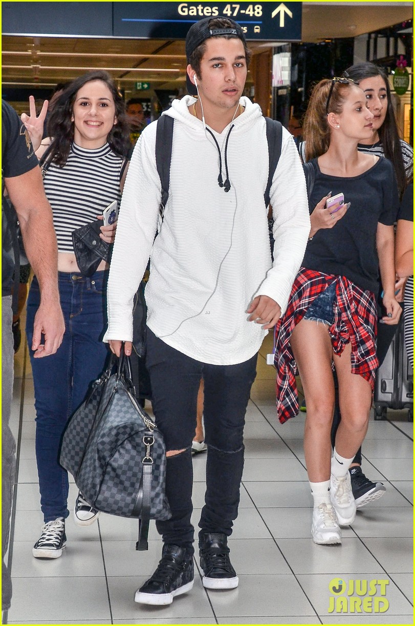 Austin Mahone & Pia Mia Arrive For Sydney's Jason DeRulo Concert ...