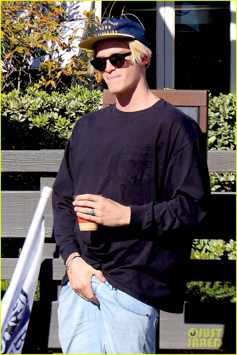 Cody Simpson's Mom Was Supposed to Be on 'Real Housewives' | Photo ...