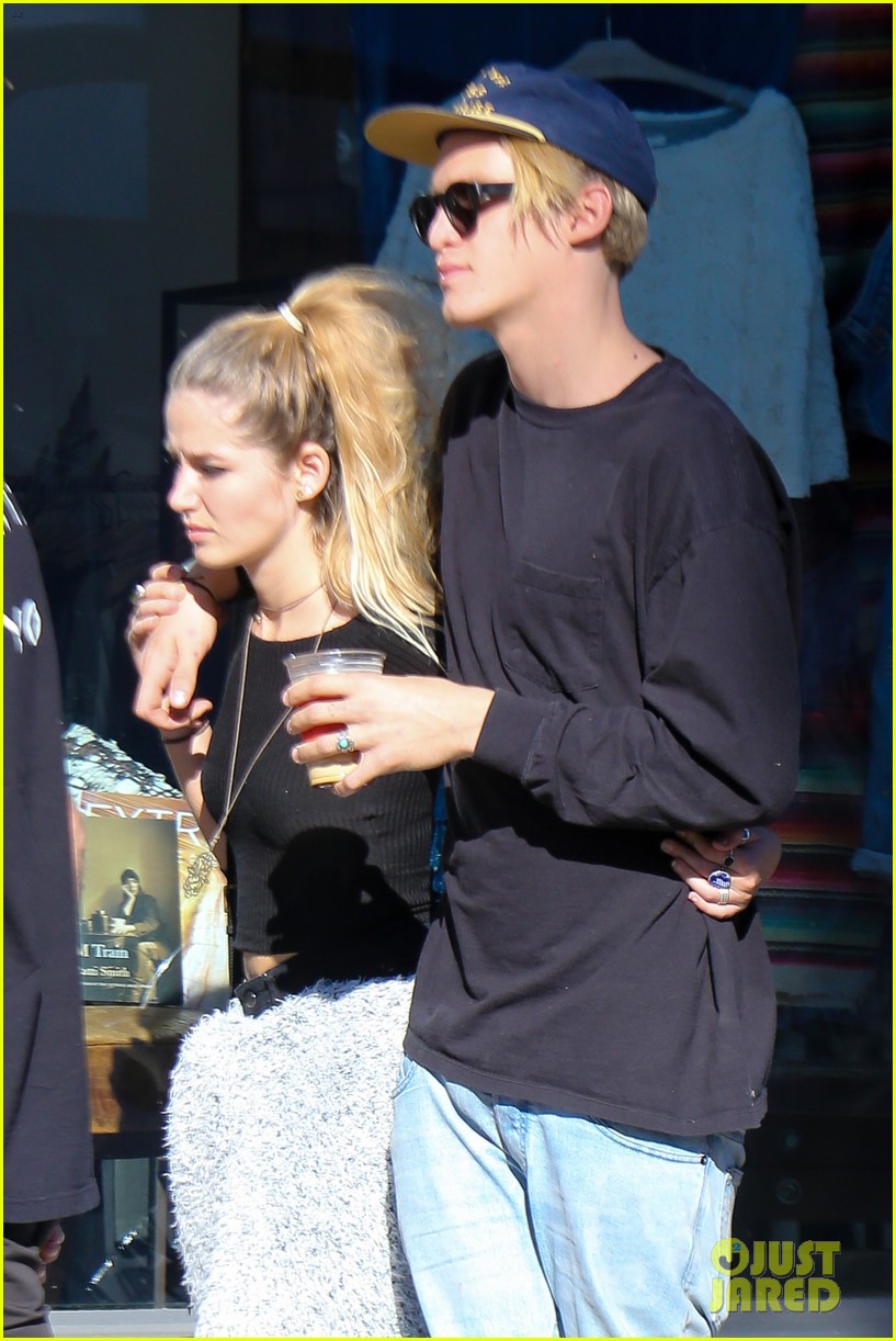 Cody Simpson's Mom Was Supposed to Be on 'Real Housewives' | Photo ...