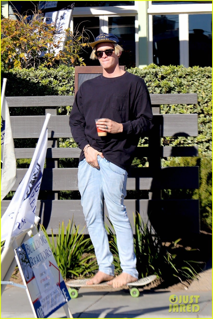 Cody Simpson's Mom Was Supposed to Be on 'Real Housewives' | Photo ...