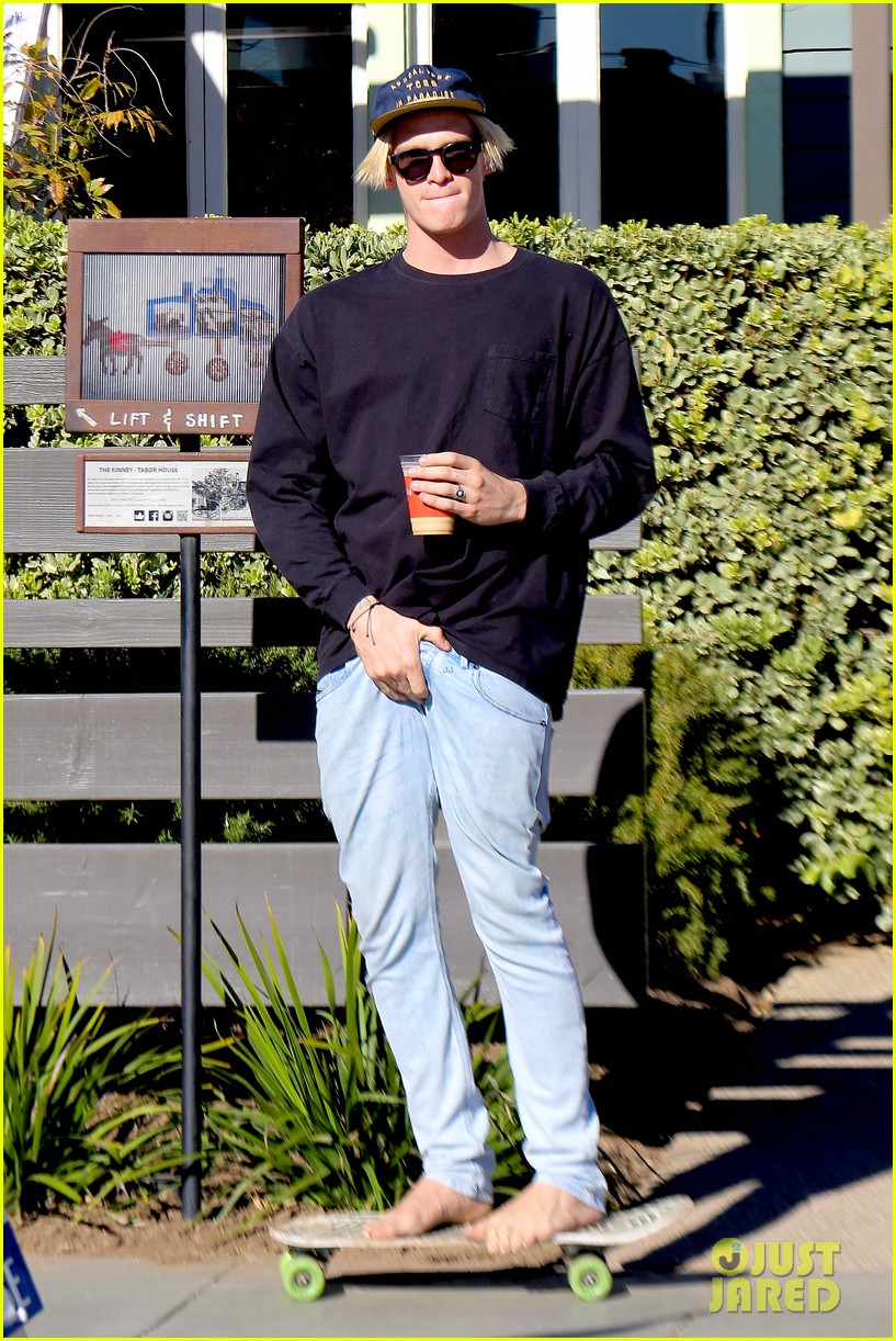 Cody Simpson's Mom Was Supposed to Be on 'Real Housewives' | Photo ...