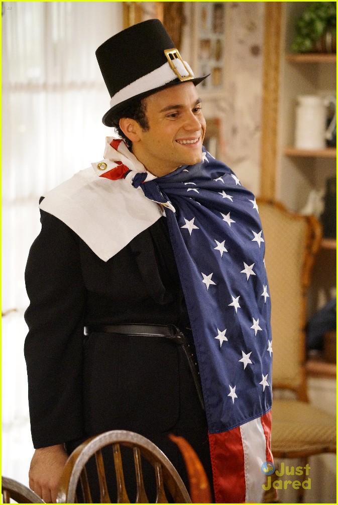 The Goldbergs Celebrate Thanksgiving With Barry Dressing Up As A ...