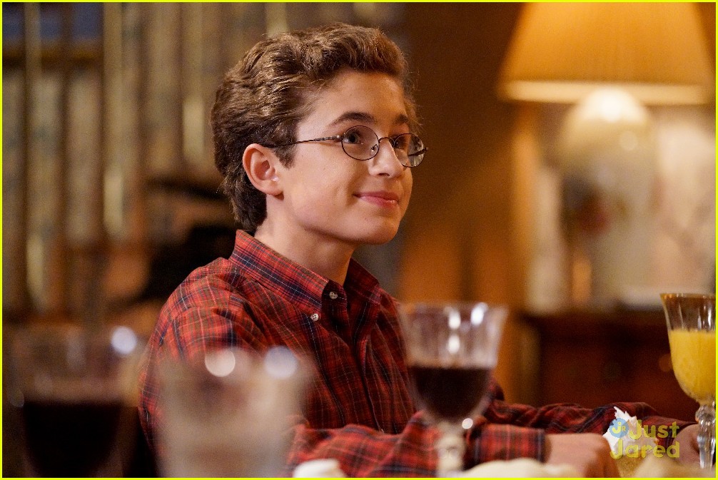 The Goldbergs Celebrate Thanksgiving With Barry Dressing Up As A ...