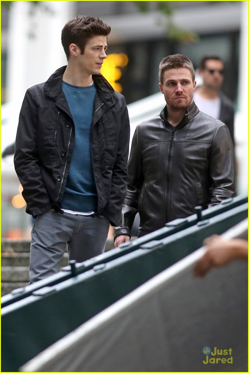 Full Sized Photo of grant gustin stephen amell ciara renee flash arrow legends costume 01 ...