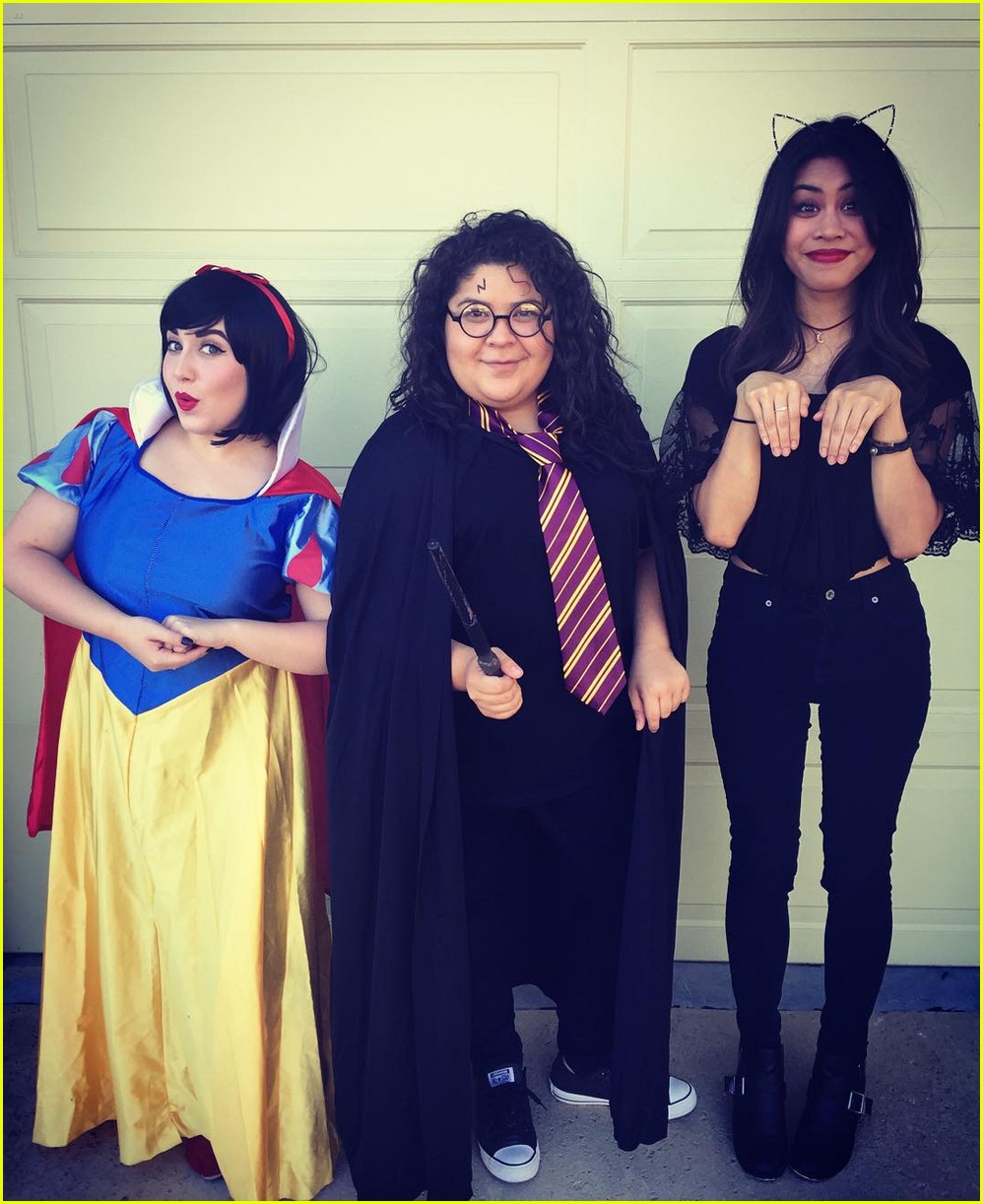 Reign And Liv And Maddie Casts Totally Owned Halloween 2015 See All The Celeb Costumes Here