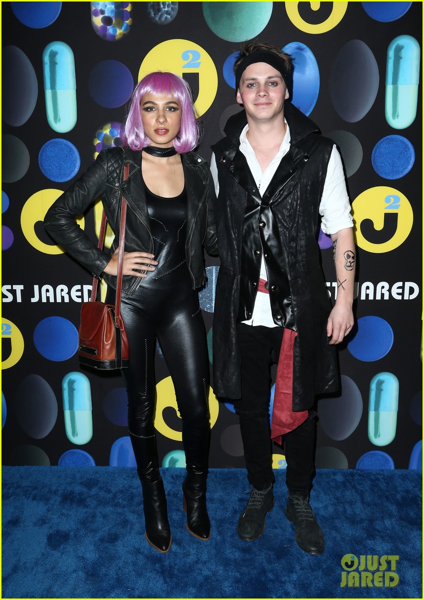 Ariel Winter & Boyfriend Laurent Claude Gaudette Couple Up at Just ...