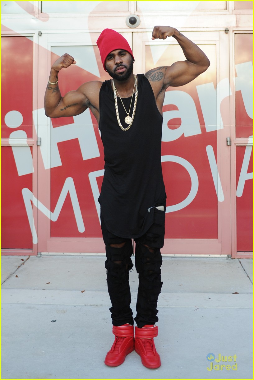 Jason Derulo Shows Off Muscles During Radio Stop In Florida | Photo ...