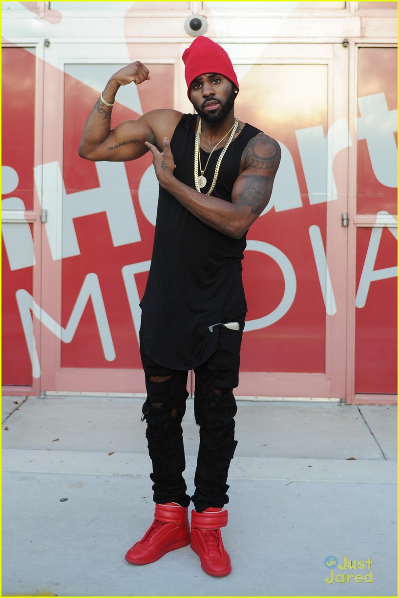 Jason Derulo Shows Off Muscles During Radio Stop In Florida | Photo ...
