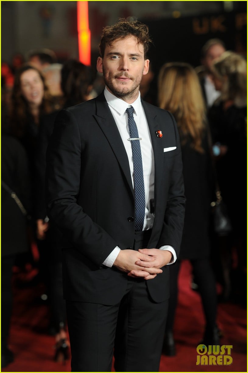 Sam Claflin Expecting First Child With Laura Haddock - See Her Cute ...