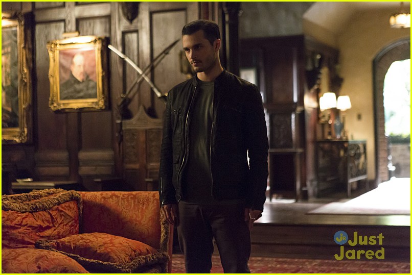Full Sized Photo of vampire diaries live through this stills 06 | Damon ...