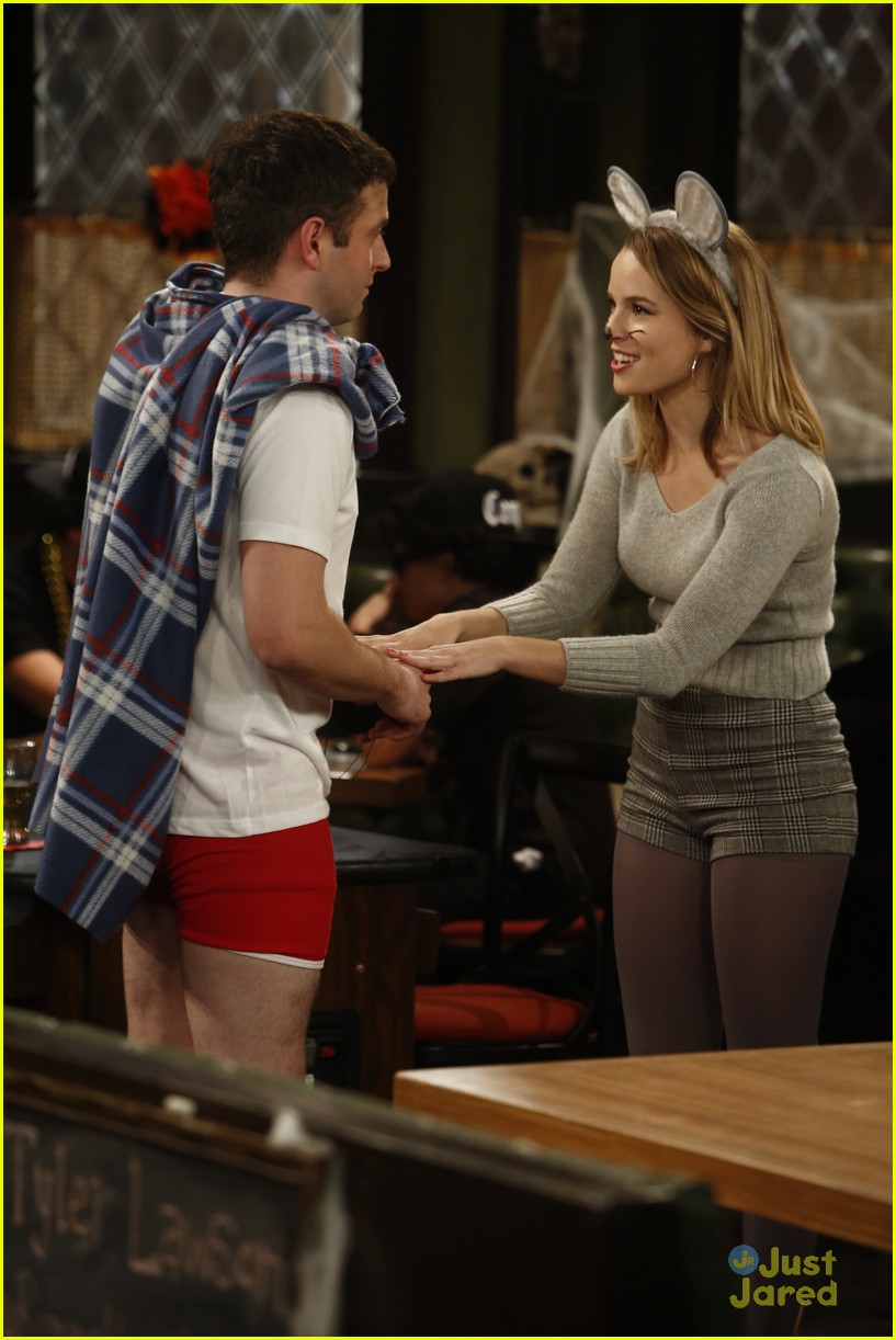 'Undateable' Halloween Recap: Candace Loves Justin! | Photo 887640 ...