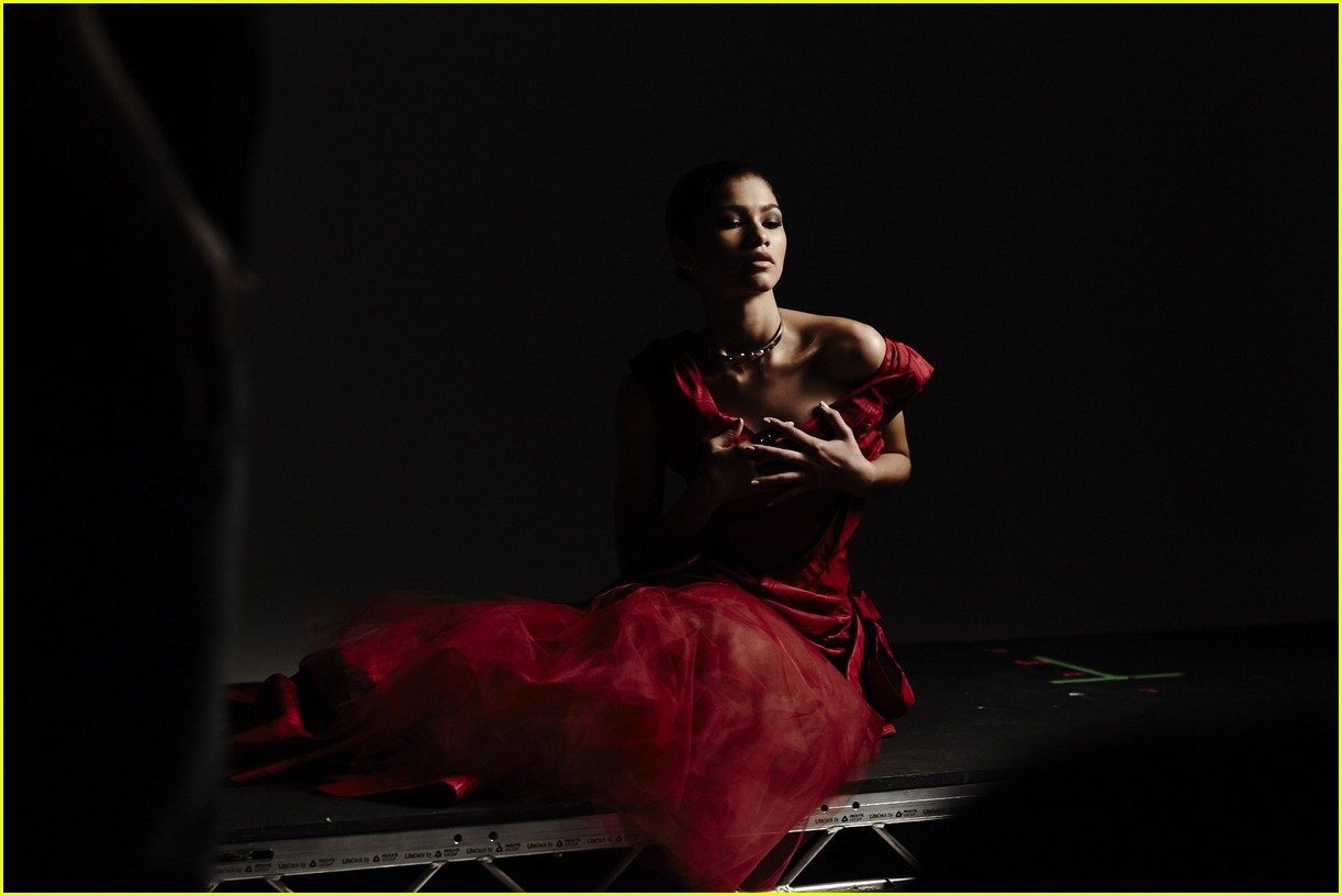 Zendaya Takes Us Behind the Scenes of Her HungerTV Feature - Watch Now ...