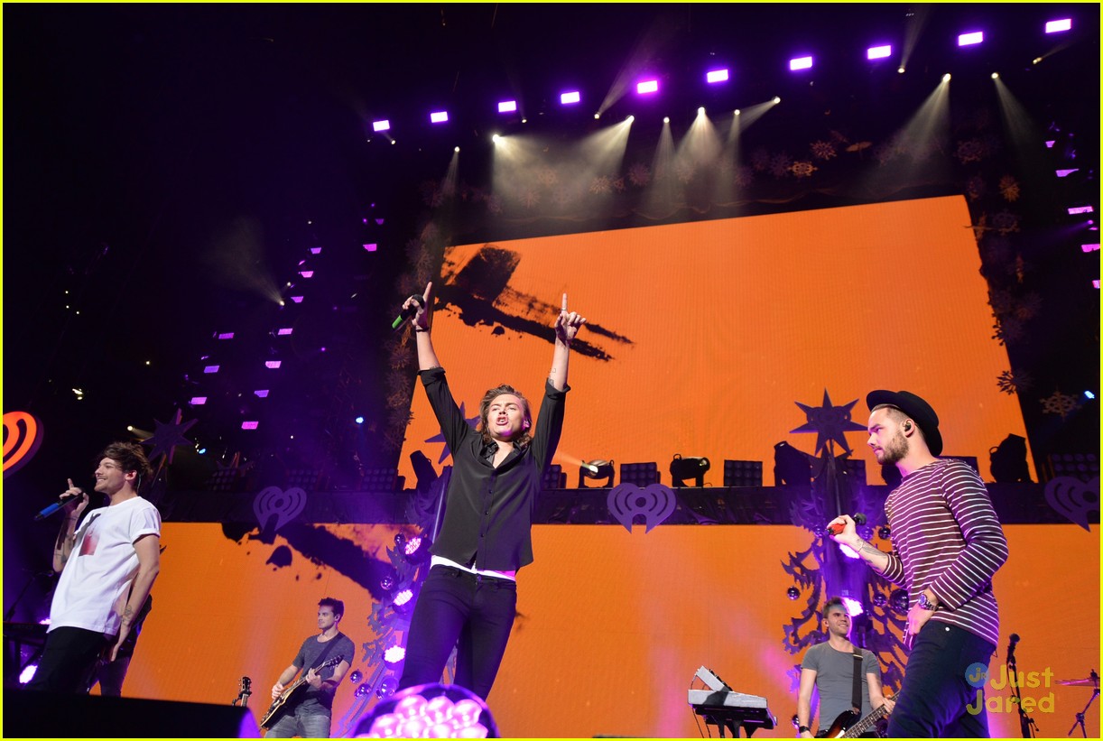 One Direction & 5 Seconds of Summer Get The Party Started At Jingle ...