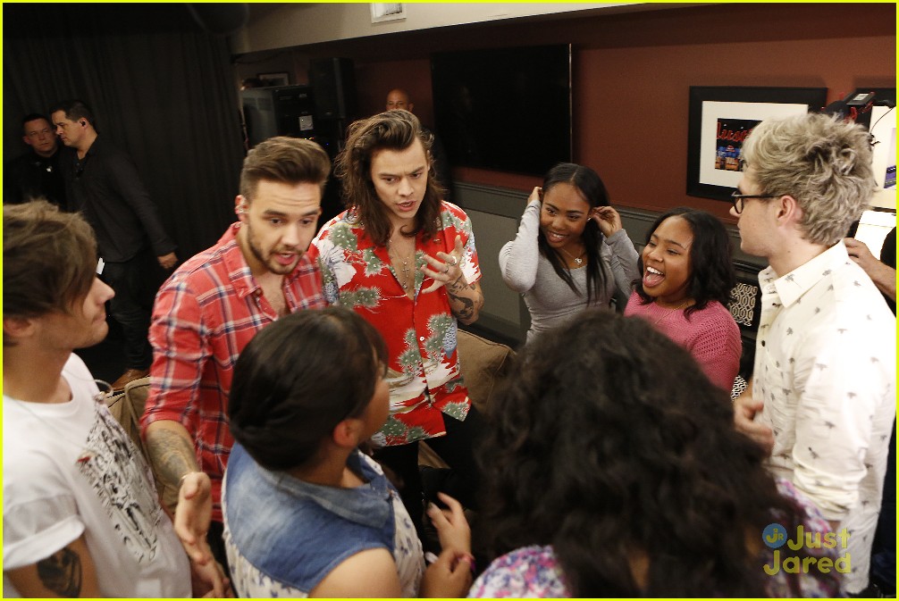 One Direction Performs 'History' On 'X Factor' Finals Before Their ...