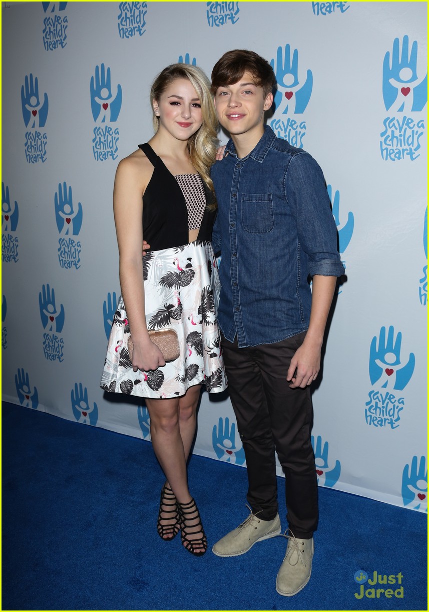 Ricky Garcia Celebrates 6 Months With Chloe Lukasiak on Twitter | Photo ...