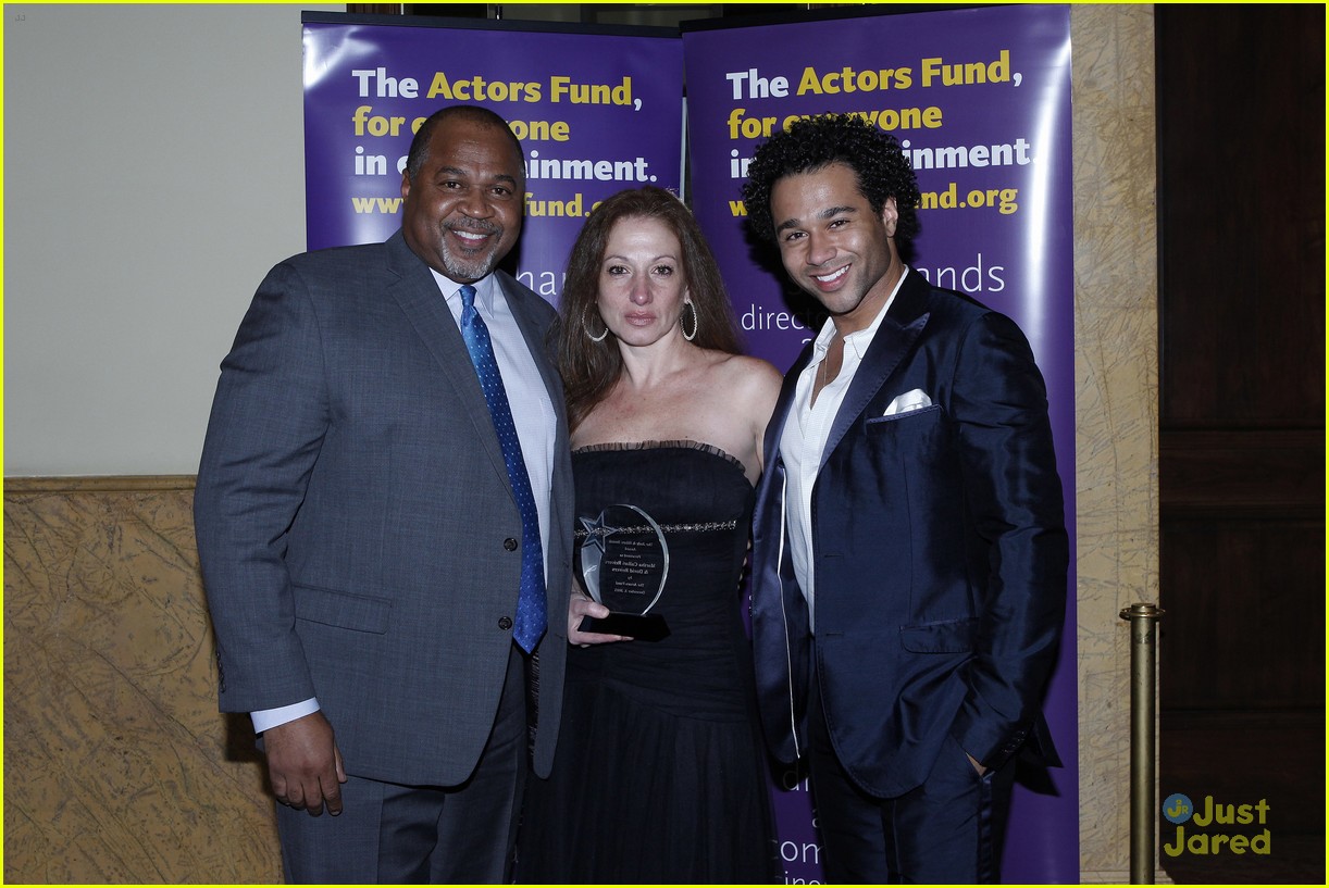 Corbin Bleu Honors Parents David & Martha At Looking Ahead Awards 2015 ...