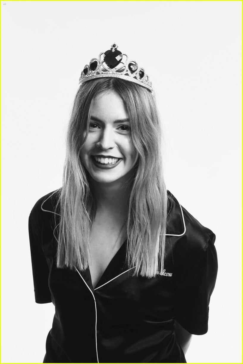 Harry Styles' Sister Gemma Enters the Spotlight for 'Paper' Mag | Photo ...