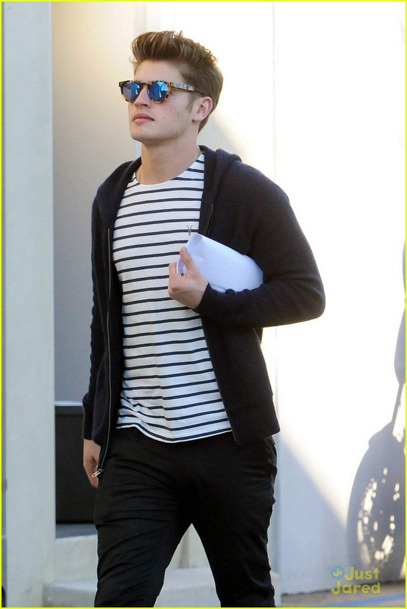 Gregg Sulkin Says New 'Faking It' Episodes Are 'Looking Good' | Photo ...