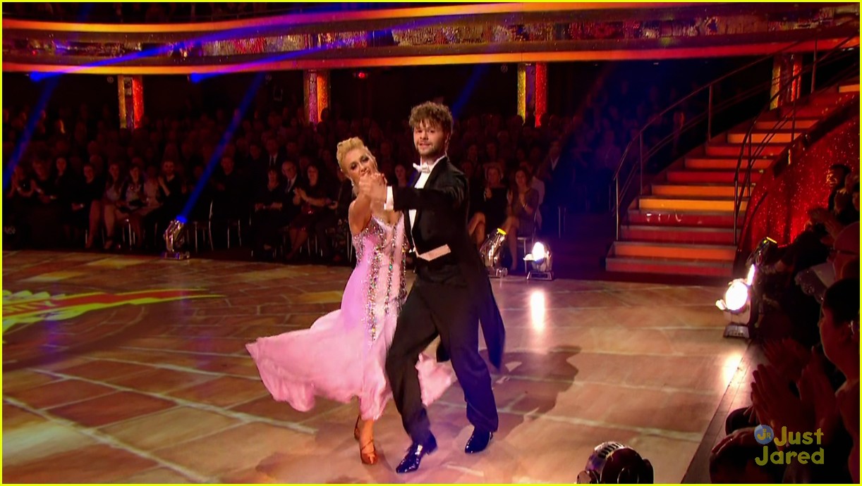 Watch Jay McGuiness Find Out He Won 'Strictly Come Dancing' 2015 (Video ...