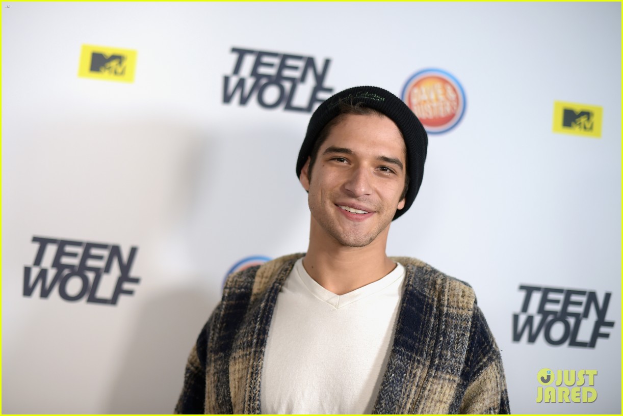 Dylan O'Brien & Tyler Posey Reunite At 'Teen Wolf' L.A. Premiere Party ...