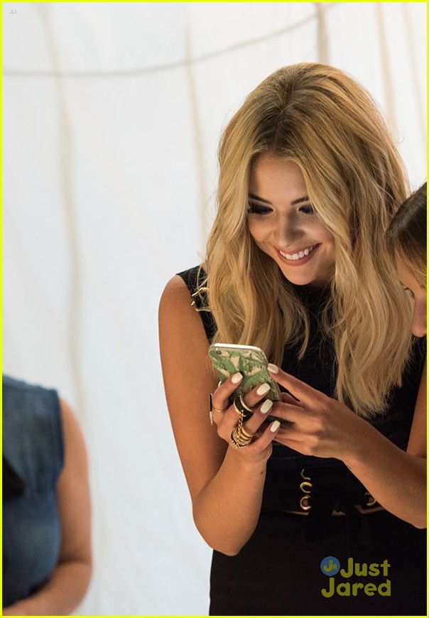 Sasha Pieterse & Lucy Hale Get Steamy New Posters for 'Pretty Little ...