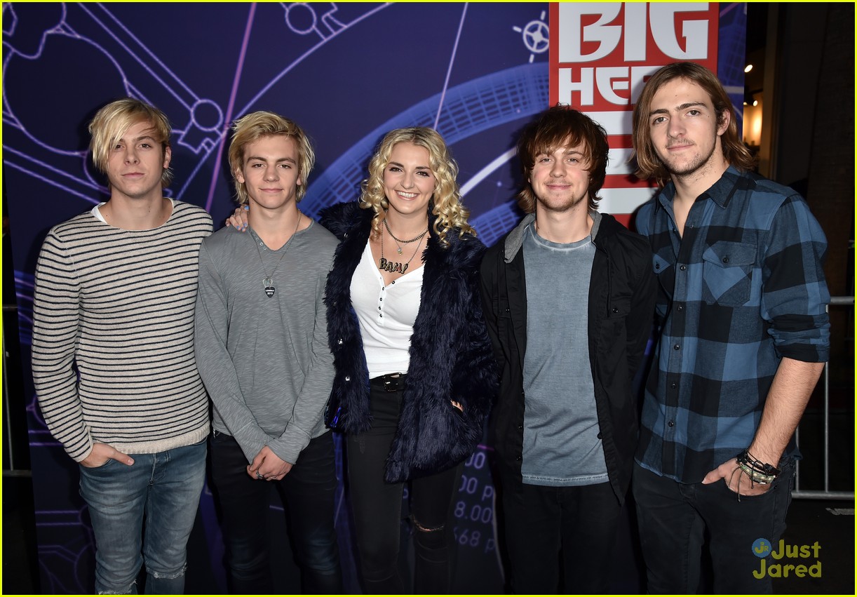 Happy 20th Birthday, Ross Lynch! Peep 20 Hot Pics of Him Here! | Photo ...