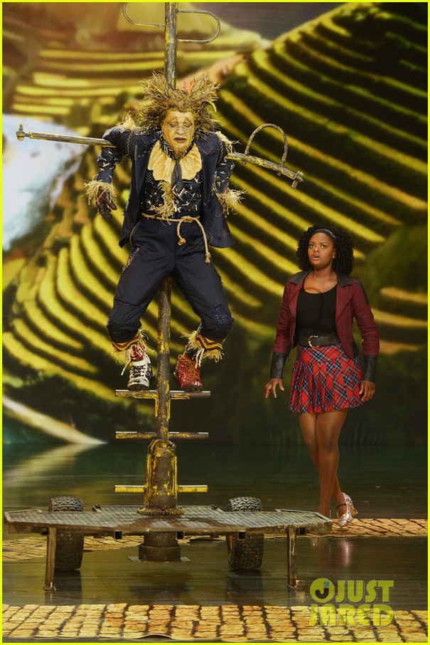 The Wiz's Shanice Williams Slays with 'Home' - Watch Video! | Photo ...