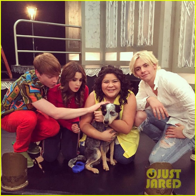 Full Sized Photo of austin ally cast say goodbye after finale 02 ... Full Sized Photo of austin ally cast say goodbye after finale 02 ...