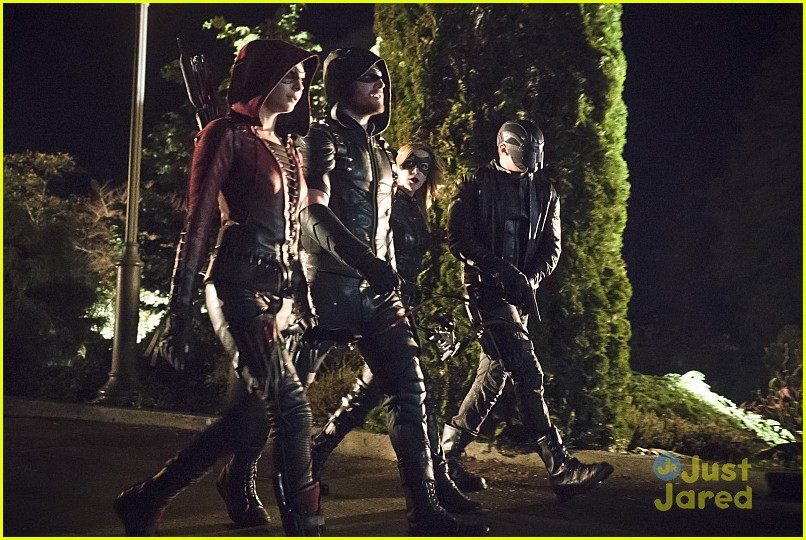 Oliver Brings the Battle To Darhk On 'Arrow' Tonight | Photo 917078 ...
