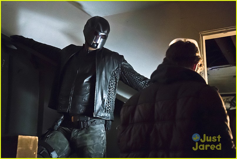 Oliver Brings the Battle To Darhk On 'Arrow' Tonight | Photo 917081 ...