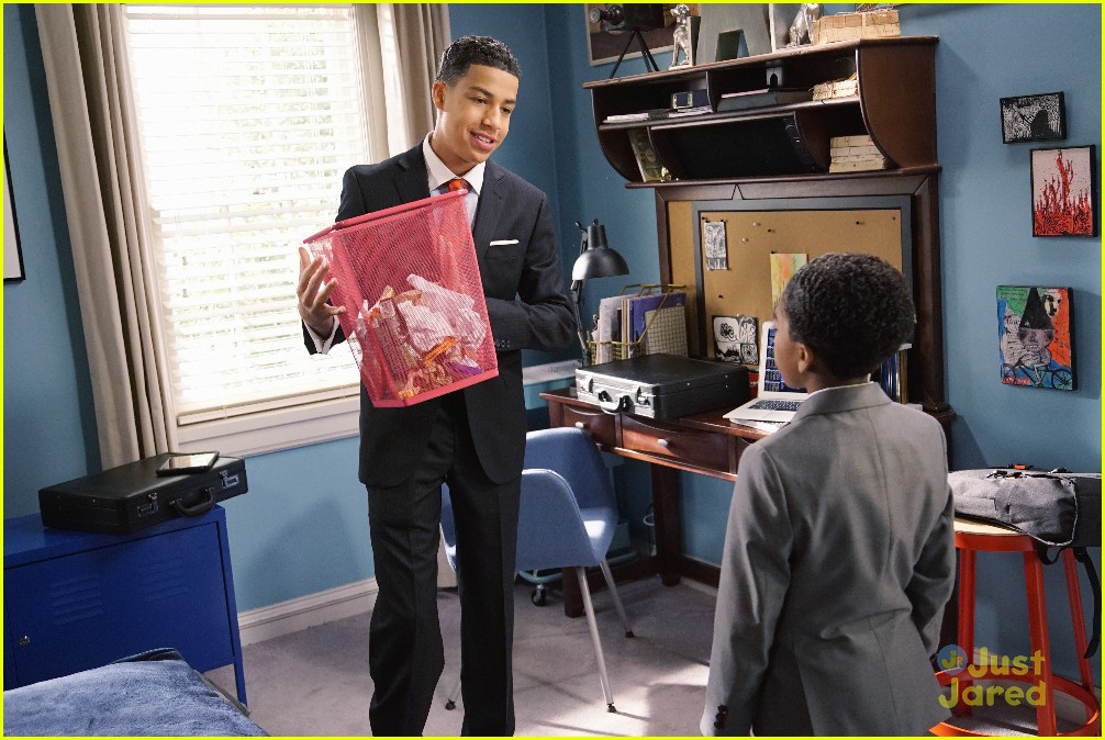 Full Sized Photo of blackish keeping up with johnsons stills 01 ...