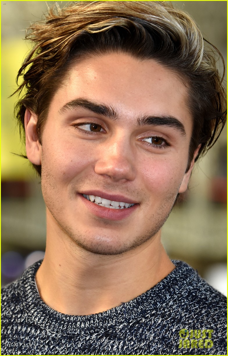 George Shelley Hits Up London's Toy Fair! | Photo 919880 - Photo ...