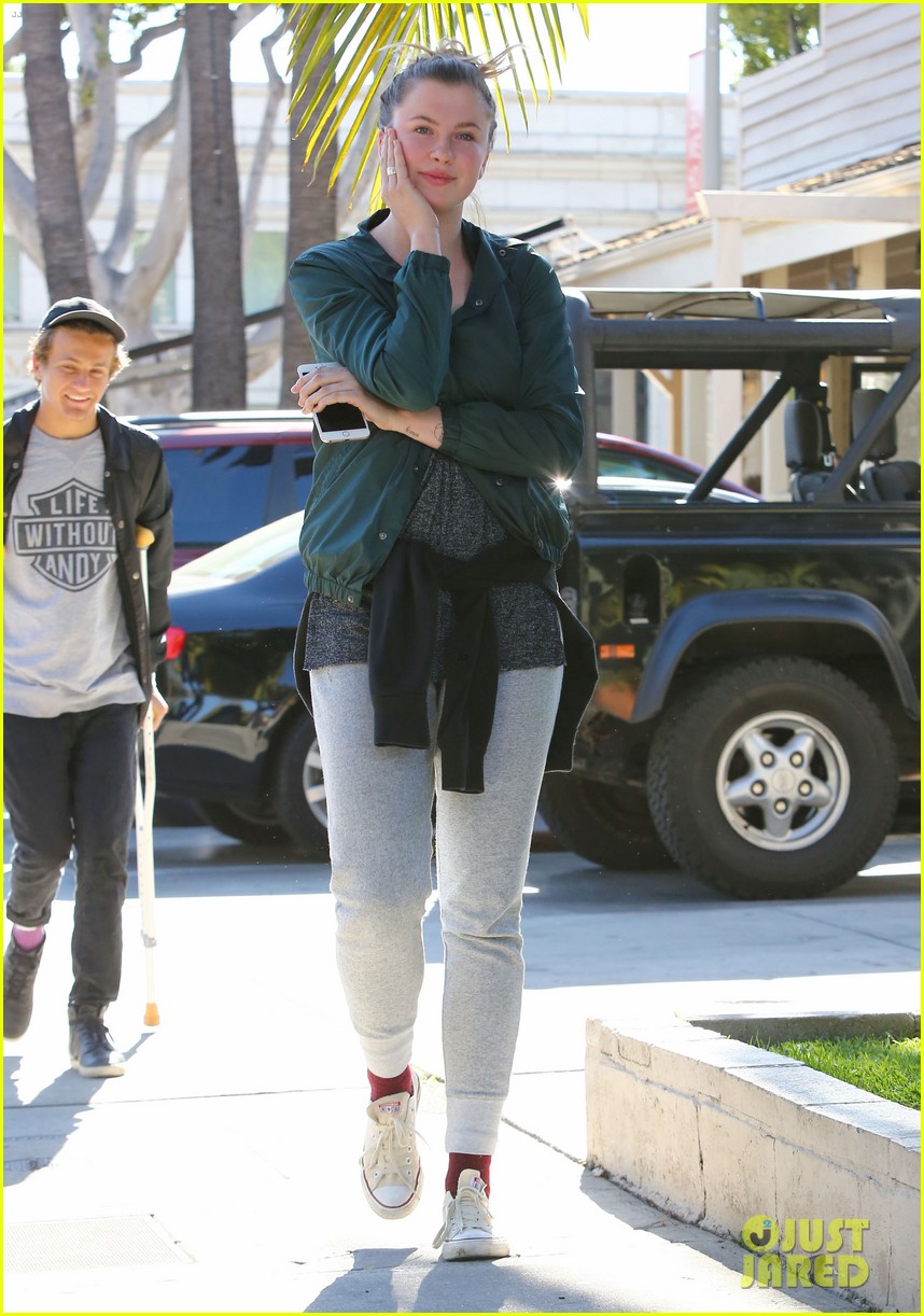 Ireland Baldwin Shares Sweet Birthday Message For Cousin Alaia Baldwin ...