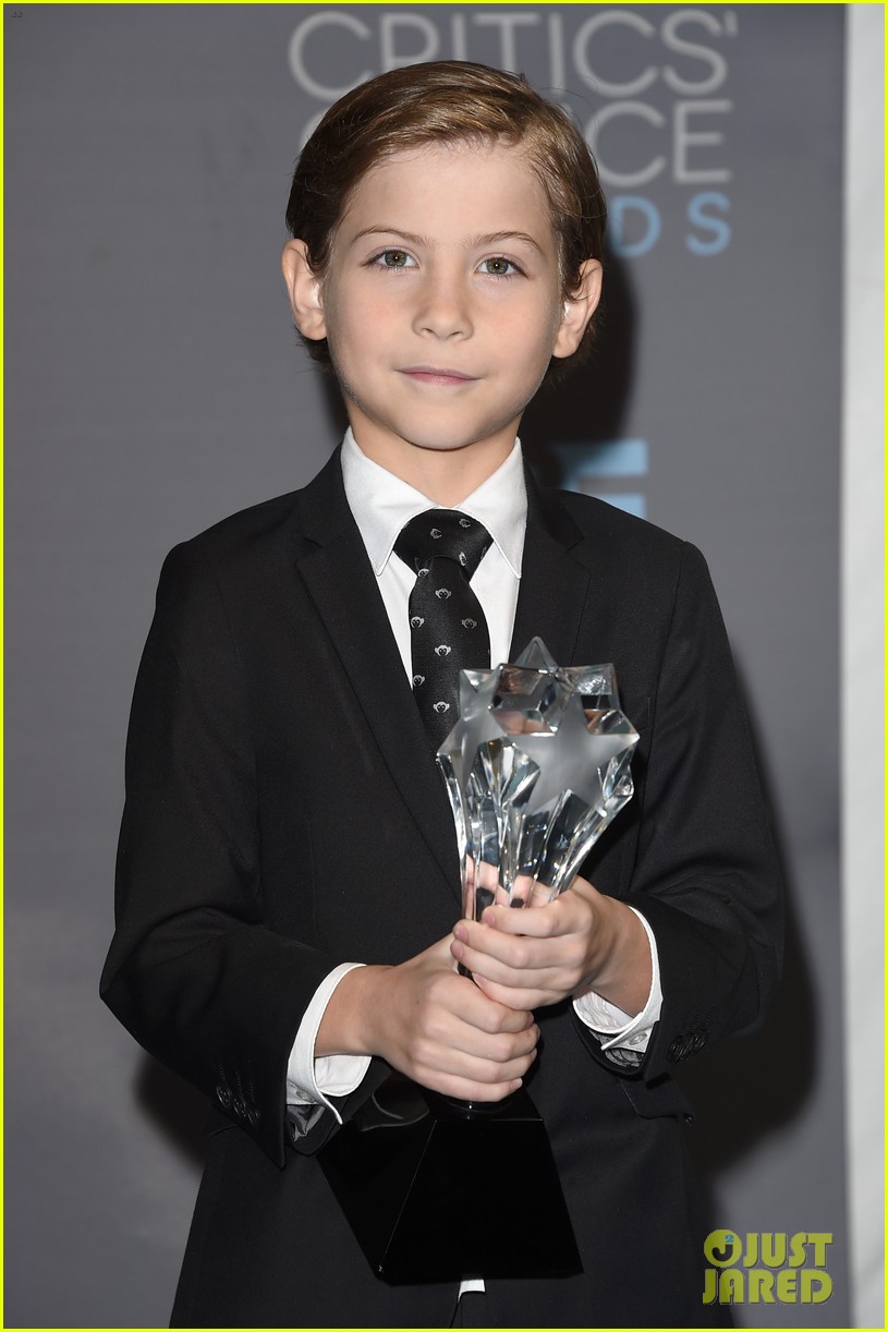 Jacob Tremblay Dances to 'Uptown Funk' After Winning Critics' Choice ...