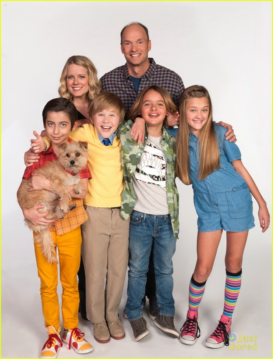 When Mom's Away, The Quads Will Play On 'Nicky, Ricky, Dicky & Dawn ...