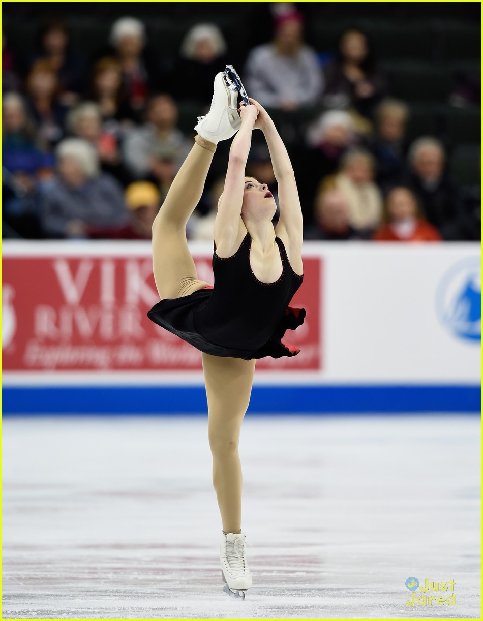 Figure Skater Polina Edmunds Wows During Short Program; Tops Gracie ...