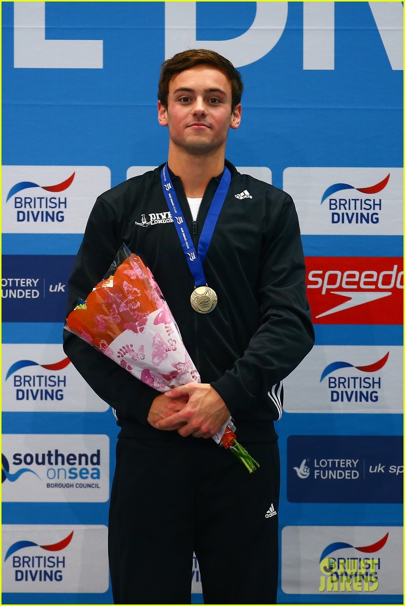 Tom Daley Wins Double Gold at National Diving Cup Competition in ...