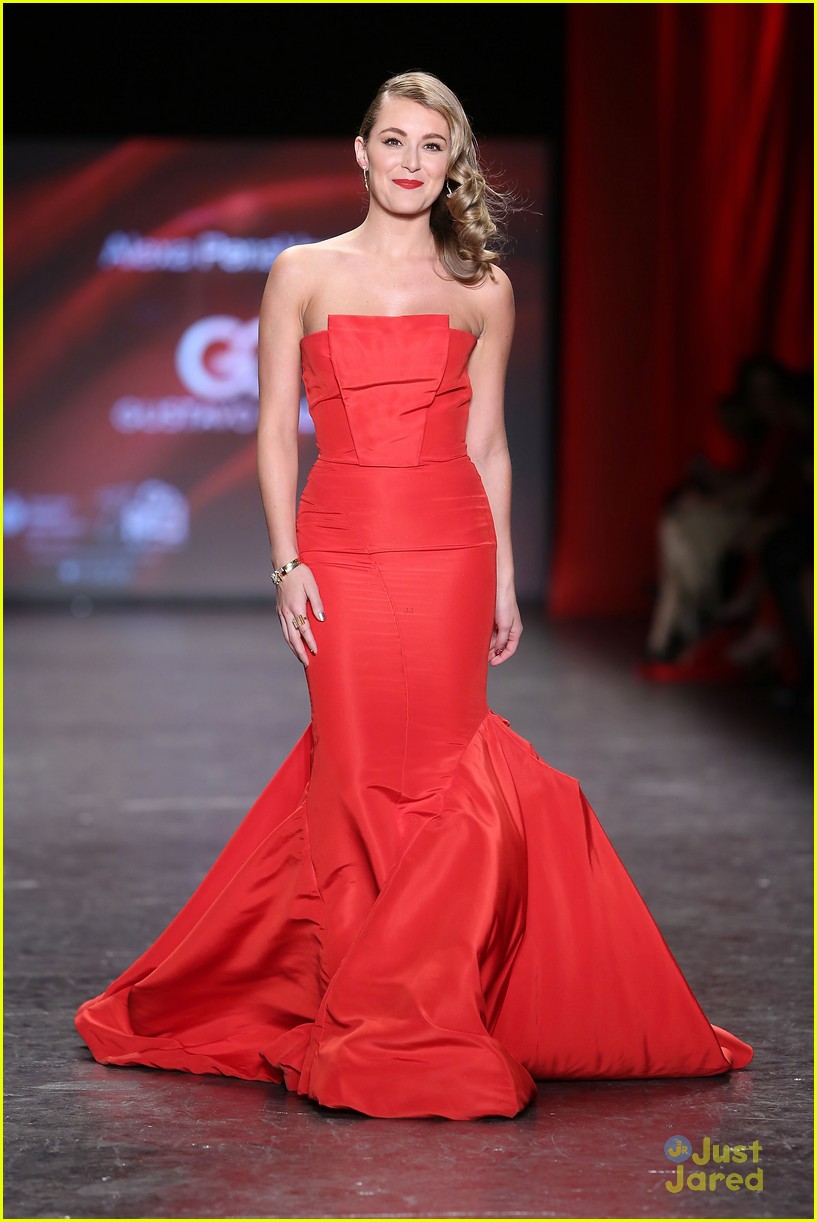Carlos PenaVega Supports Wife Alexa at Go Red For Women NYFW Show ...