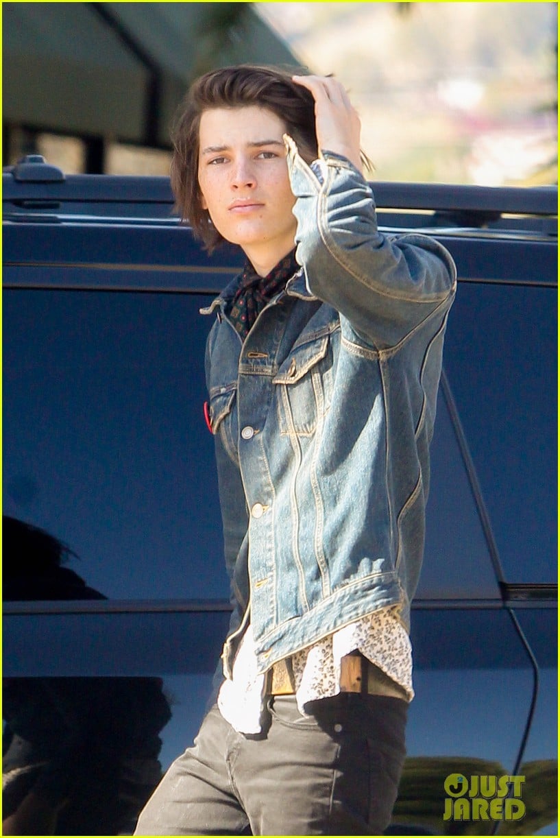 Full Sized Photo of model dylan brosnan releases new music 01 | Model ...