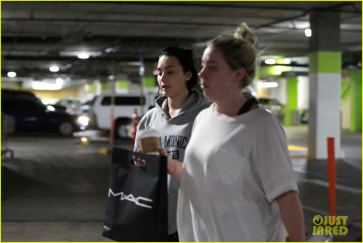 Demi Lovato Celebrates Wilmer Valderrama's Birthday at a Wolf Sanctuary ...