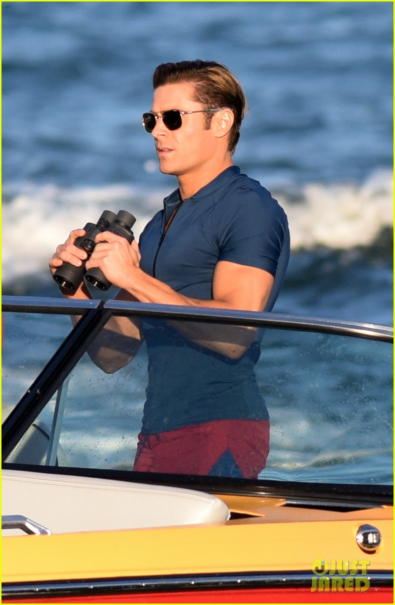 Zac Efron Is Reportedly Having Trouble Swimming for 'Baywatch' | Photo ...