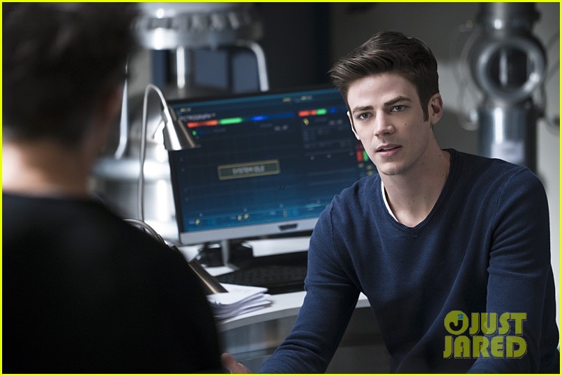 'The Flash' Goes Up Against Tar Pit Tonight! | Photo 923181 - Photo ...