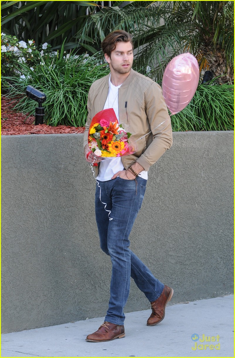 Pierson Fode Wishes Ex-Girlfriend Victoria Justice a Happy Birthday ...