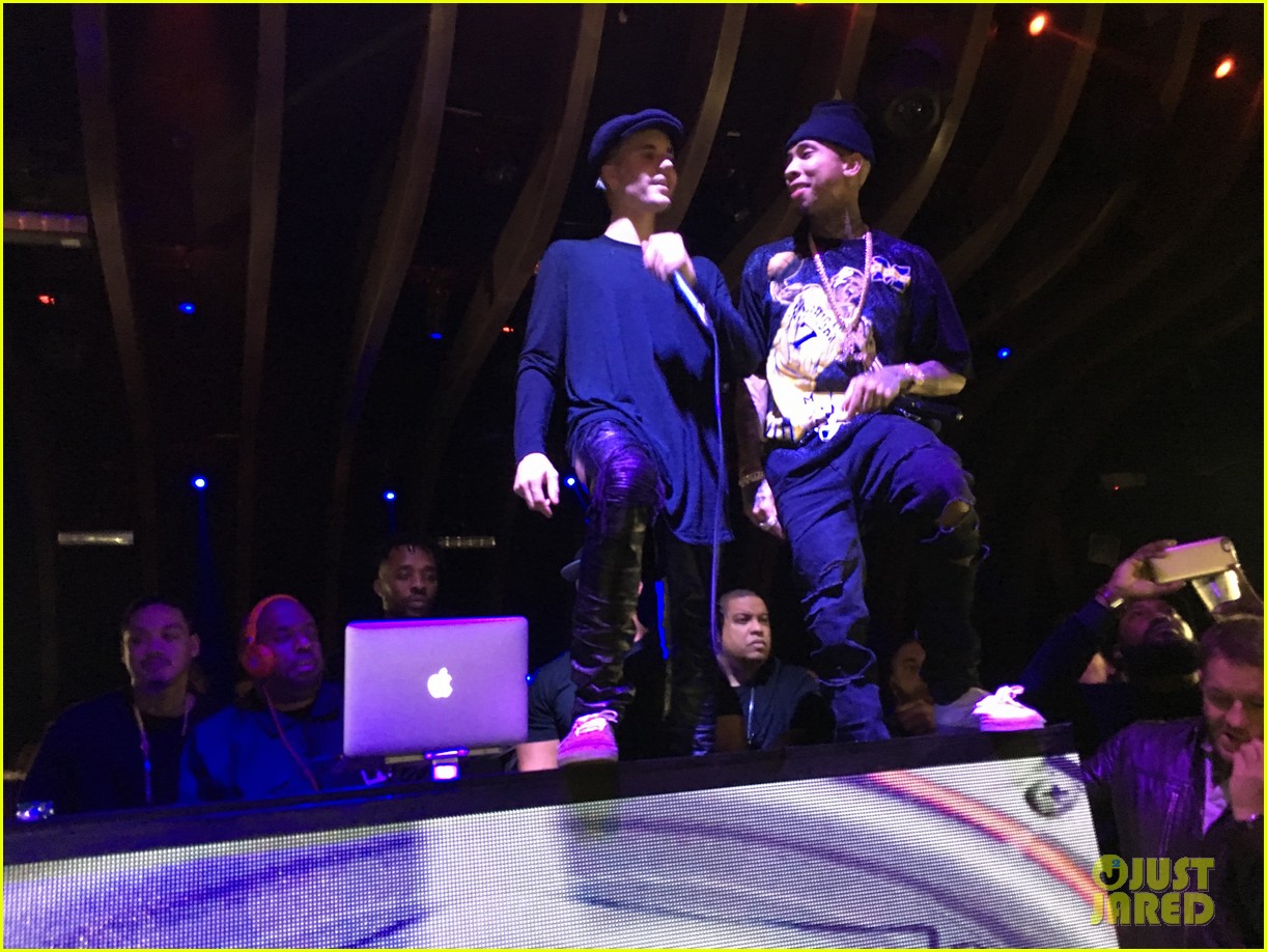 Full Sized Photo of justin bieber and tyga hit up 1oak 08 | Justin ... Full Sized Photo of justin bieber and tyga hit up 1oak 08 | Justin ...