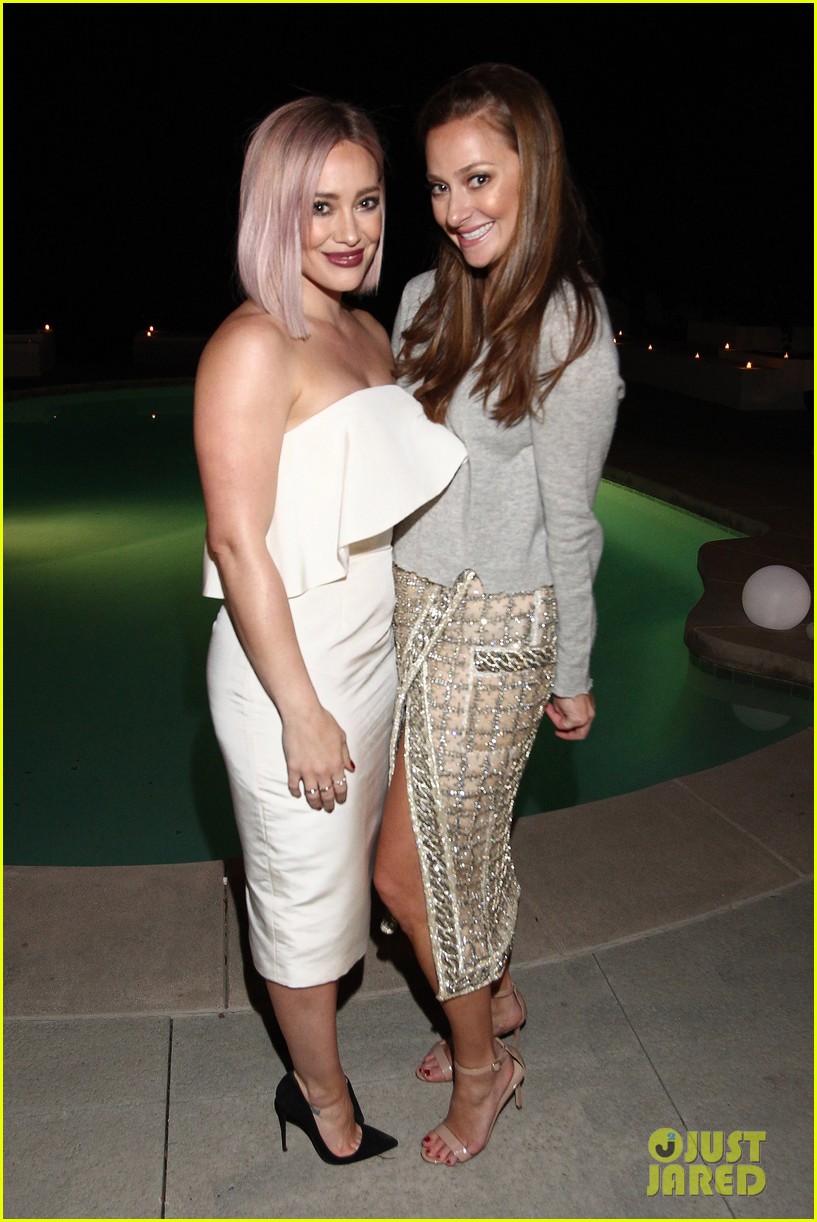 Kristen Stewart Brings Peace to Albright Fashion Library Launch | Photo ...