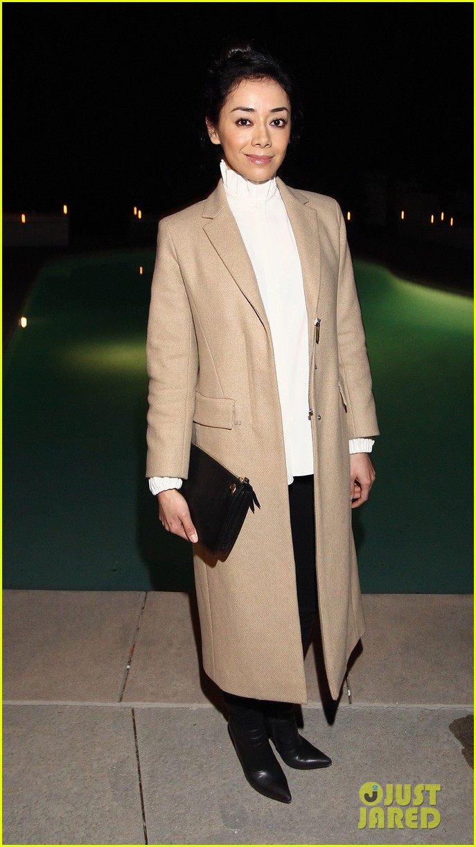 Kristen Stewart Brings Peace to Albright Fashion Library Launch | Photo ...