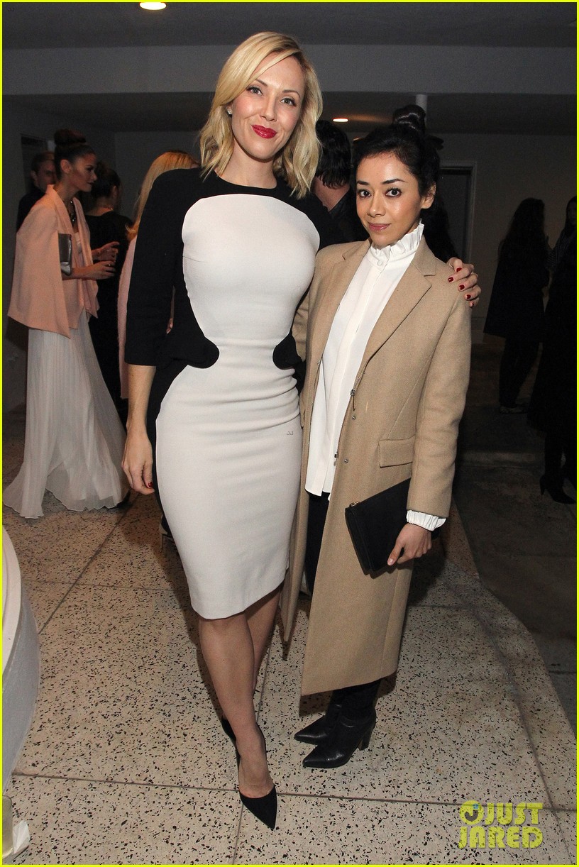 Kristen Stewart Brings Peace to Albright Fashion Library Launch | Photo ...