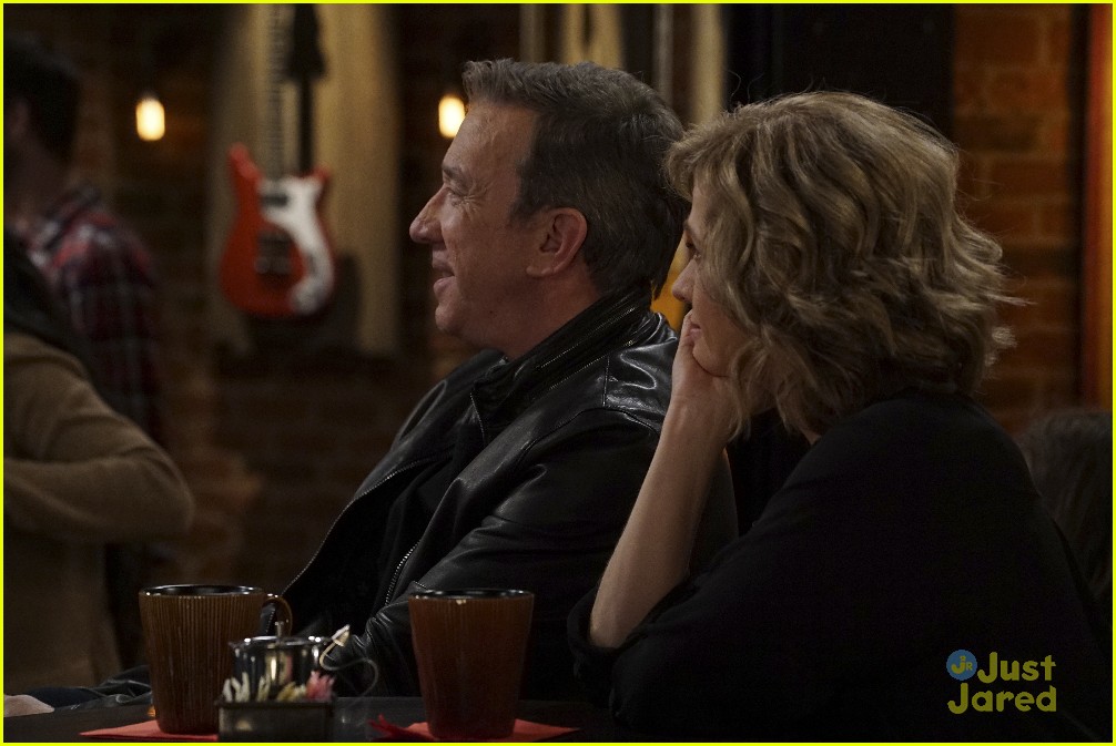 Sarah Gilman Is Back on 'Last Man Standing' Tonight with Kaitlyn Dever ...