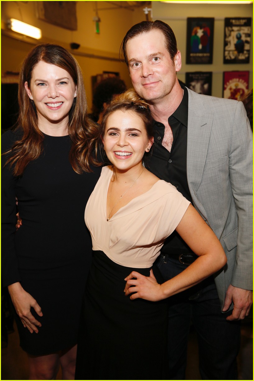 Mae Whitman Gets Support From 'Parenthood' Co-Stars at Play Opening ...